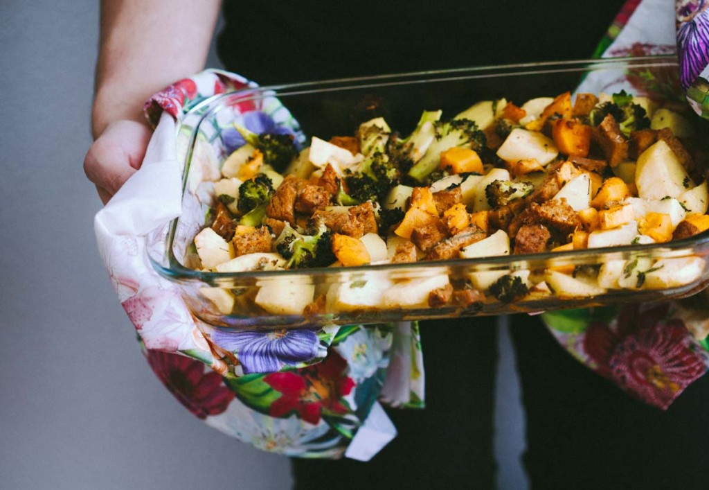 RECETA EXPRÉS: PATATAS CON VERDURAS Y SEITÁN AL HORNO - Veggie Boogie